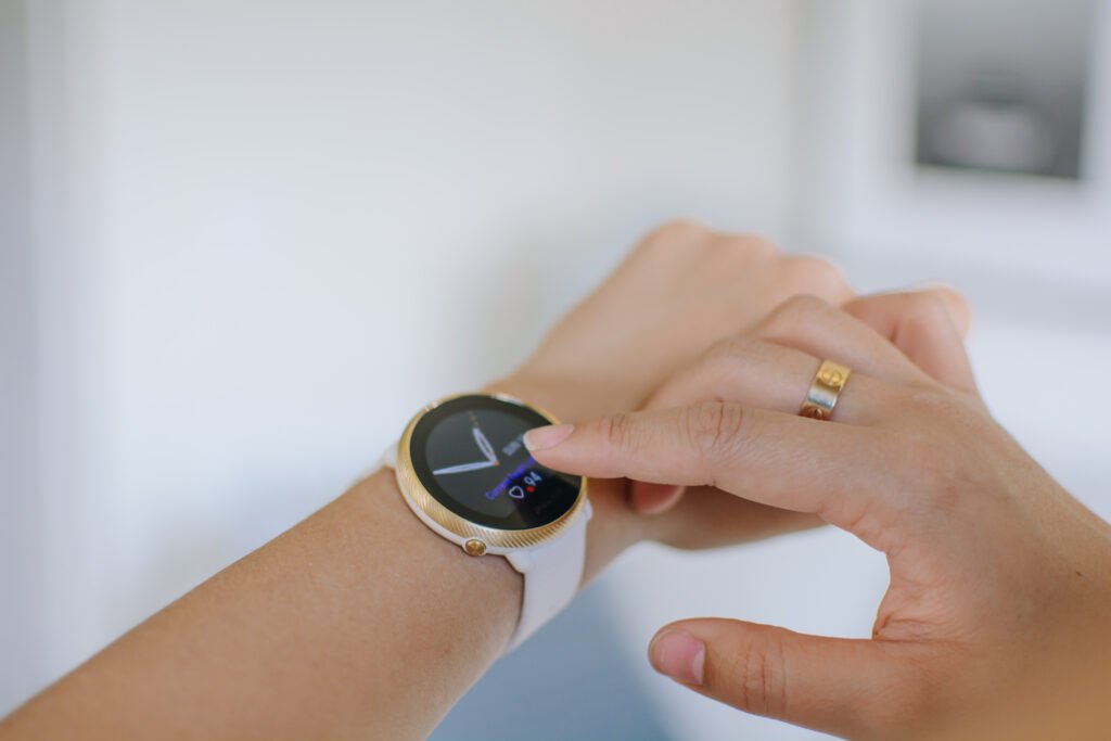 Smart Fitness Watch #GlowUpWithIgnite2 - Polar Ignite 2 | Demi Bang